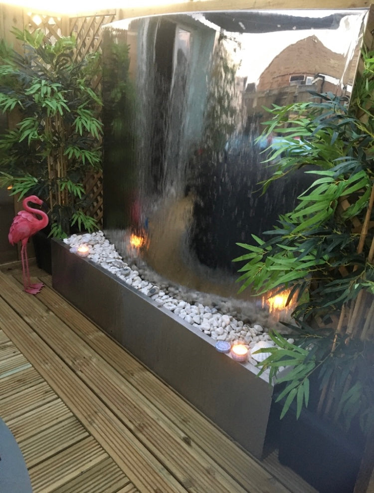 Stainless Steel Curved Water Feature – Paul Taylor Metalwork